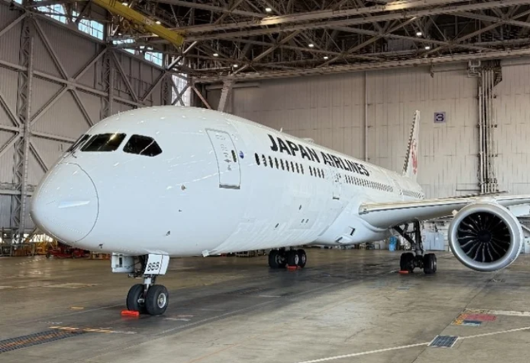 【大面積リブレット形状塗膜】JAL・JAXA・オーウエル、施工機材を世界で初めて国際線に導入 | 株式会社加工技術研究会 -CTIWEB JPN-