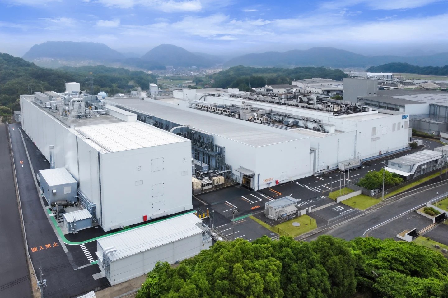 【COATING】DNP、2500mm幅対応のコーティング装置を2025年9月に稼働 | 株式会社加工技術研究会 -CTIWEB JPN-